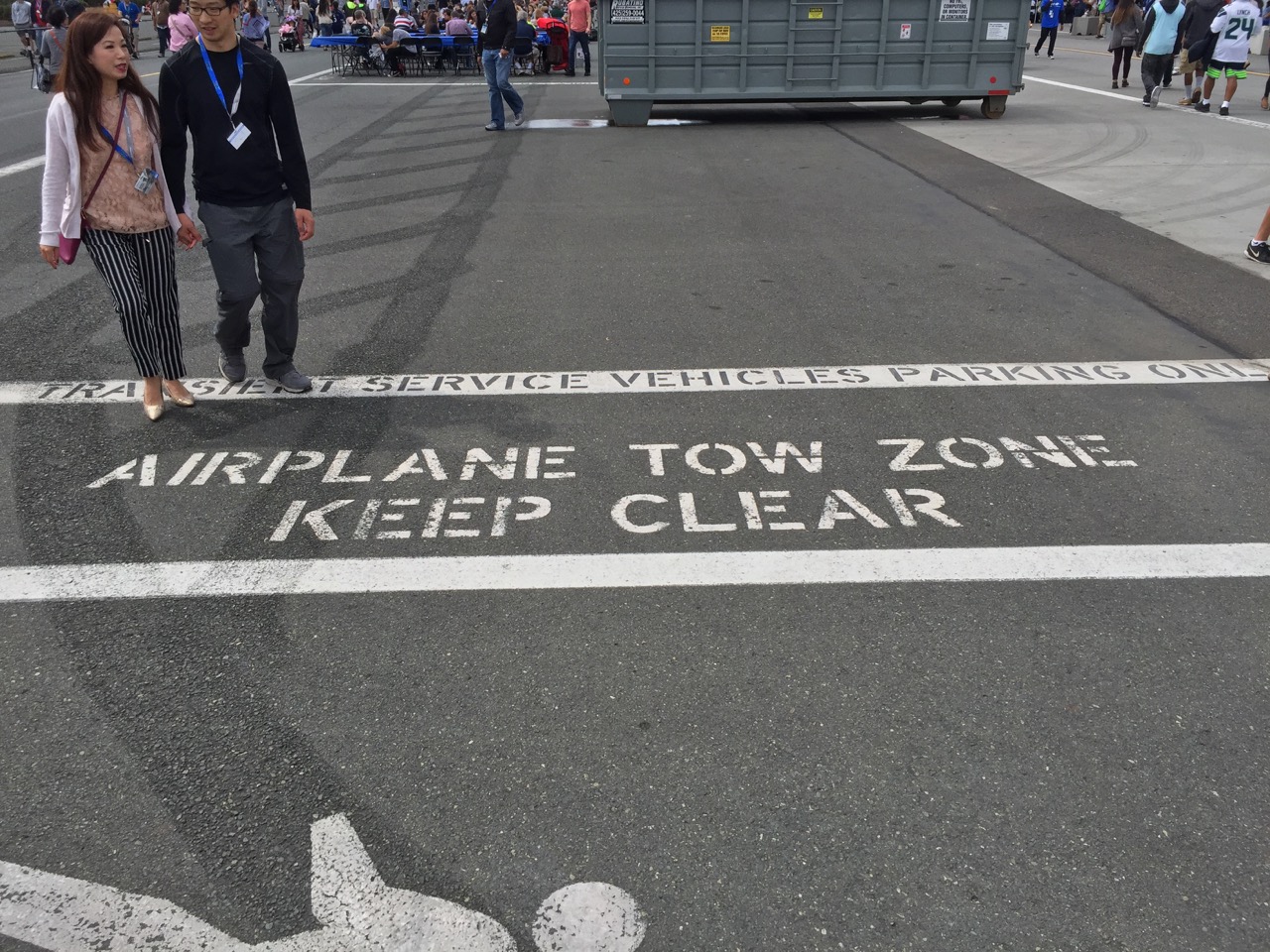 photos from Family Day at the Boeing Everett Factory (56k use the ...